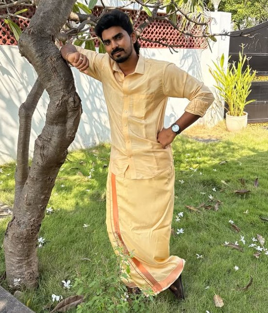 Rithik Raghavendra Height, Age, Wife, Family, Caste, Biography