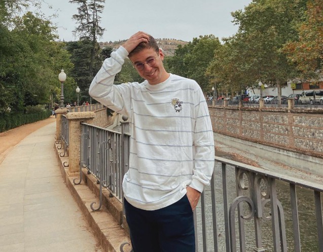 Kiko Rodriguez Height, Age, Wife, Family, Biography
