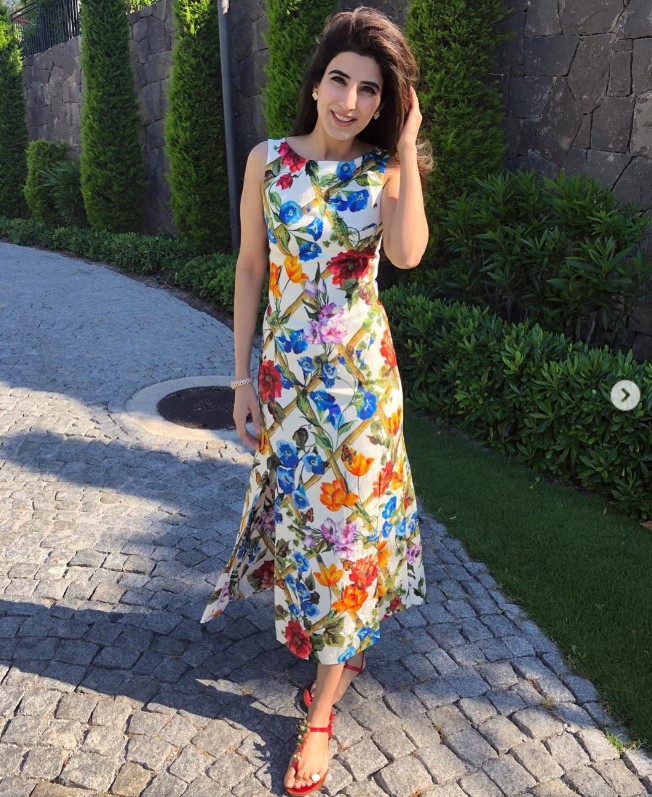 Mubashra Aslam Height, Age, Husband, Family, Biography