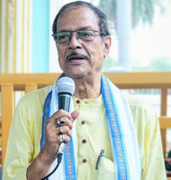 Moloy Ghatak Age, Caste, Wife, Children, Family, Biography